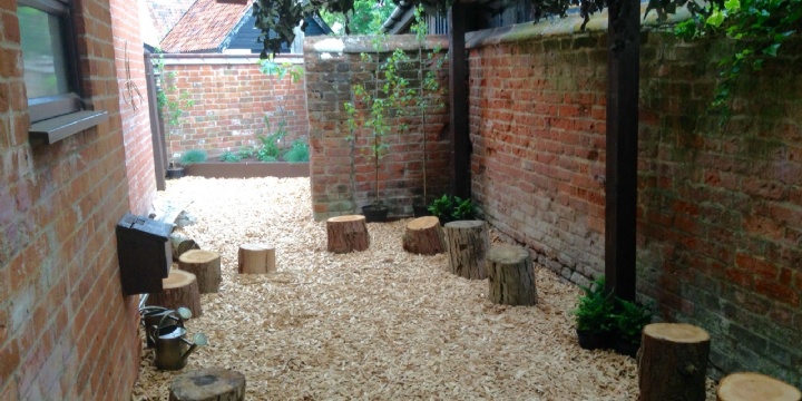Occold Primary School - Otter Class garden